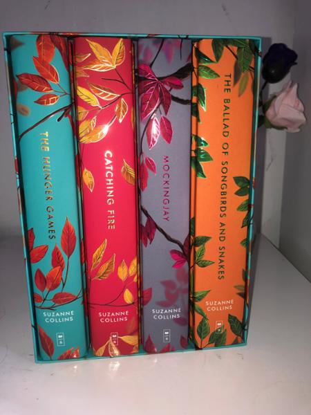 The Hunger Games Deluxe Hunger Games Collection 4 Book Set